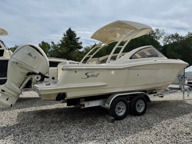 2025 Scout 240 Dorado - IN STOCK - Casco Bay Yacht Sales